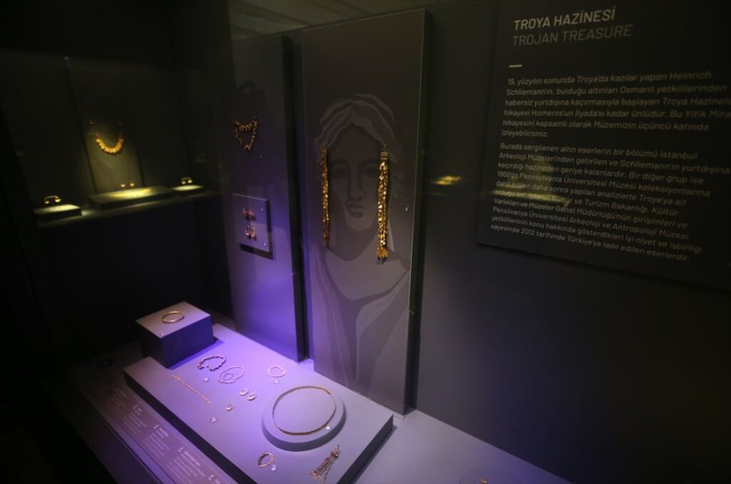 Çanakale: bizhutë që mbanin gratë trojane… - Trungu & InforCulture